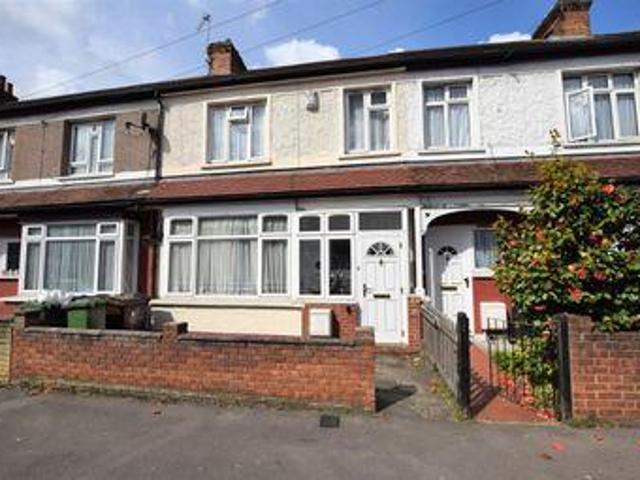 3 Bedrooms Terraced house for sale in Bennett Road, Chadwell Heath, Romford RM6