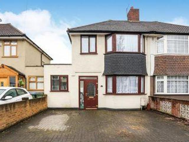 3 Bedrooms Terraced house for sale in Bracondale Road, Abbey, Wood, London SE2