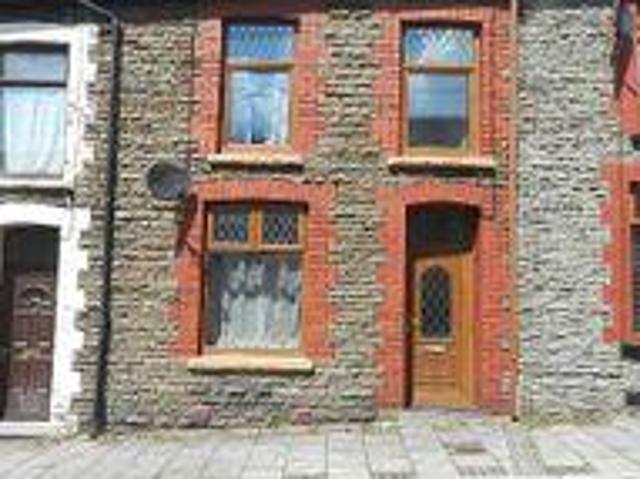 3 Bedrooms Terraced house for sale in Bronllwyn Road, Gelli, Rhondda CF41