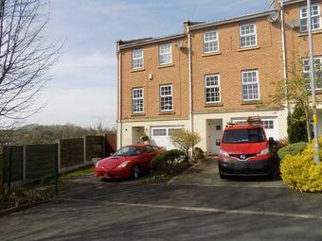 3 Bedrooms Terraced house for sale in Brookhey, Hyde SK14
