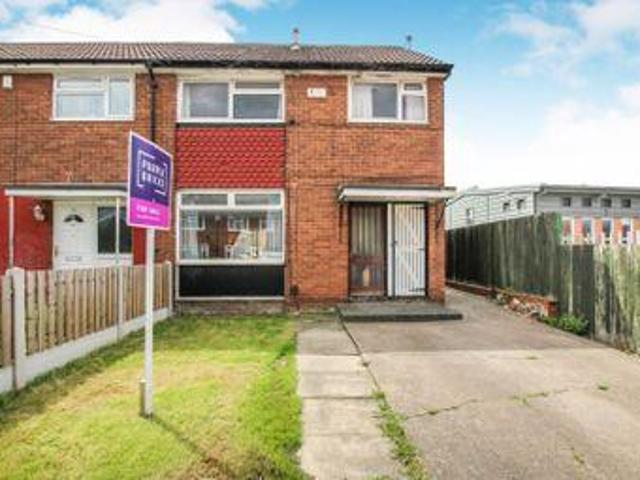 3 Bedrooms Terraced house for sale in Broom Place, Leeds LS10