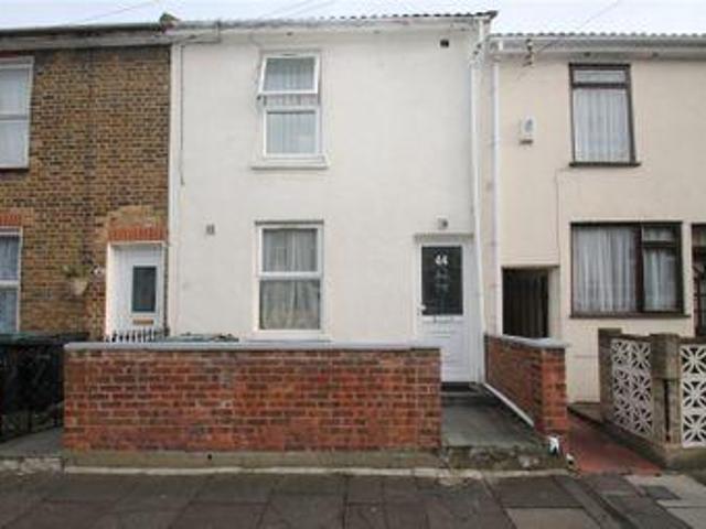 3 Bedrooms Terraced house for sale in Cutmore Street, Gravesend, Kent DA11