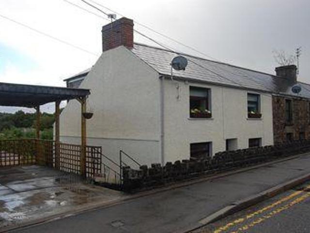 3 Bedrooms Terraced house for sale in Cwmamman Road, Garnant, Ammanford SA18