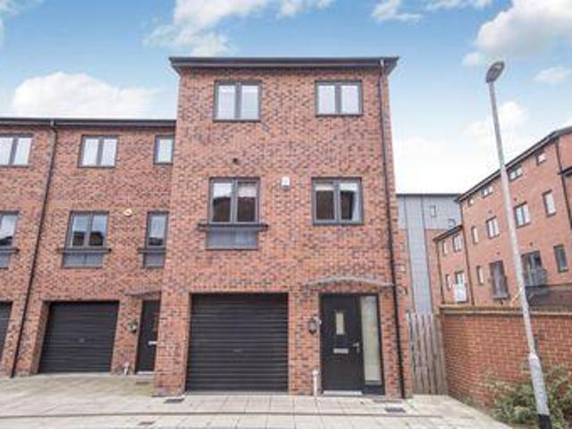 3 Bedrooms Terraced house for sale in Cable Place, Hunslet, Leeds LS10