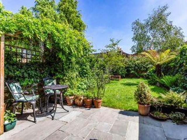 3 Bedrooms Terraced house for sale in Canning Road, London N5