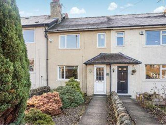 3 Bedrooms Terraced house for sale in Canada Road, Leeds LS19