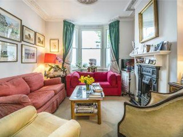 3 Bedrooms Terraced house for sale in Candahar Road, London SW11