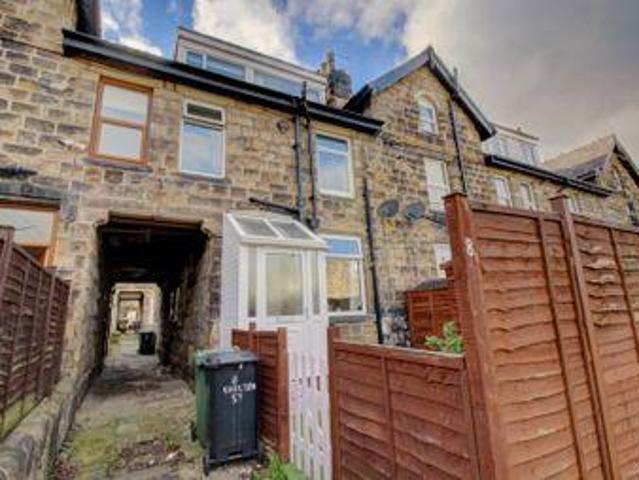 3 Bedrooms Terraced house for sale in Carlton Street, Otley LS21