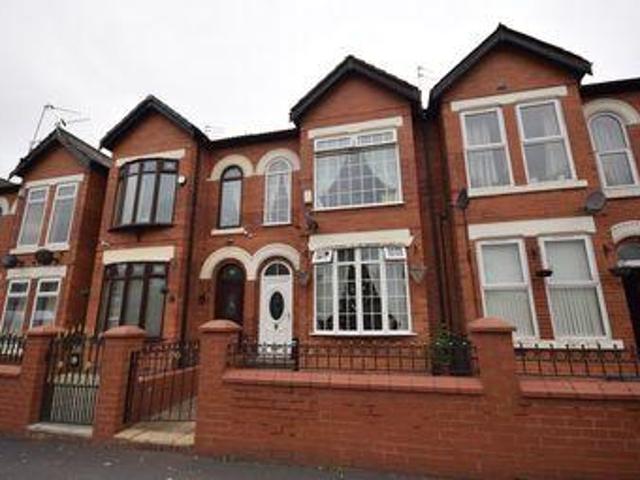 3 Bedrooms Terraced house for sale in Church Lane, Manchester M9