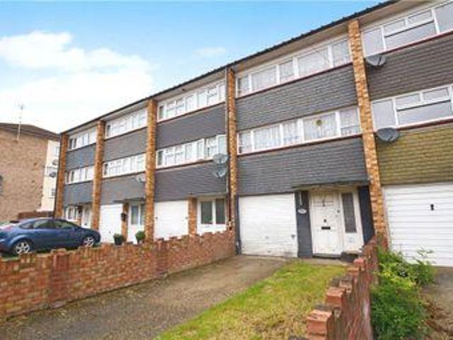 3 Bedrooms Terraced house for sale in Coleridge Way, West Drayton, Middlesex UB7