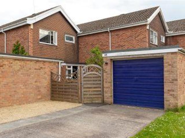 3 Bedrooms Terraced house for sale in Concorde Drive, Bristol BS10
