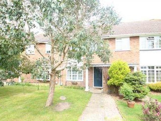 3 Bedrooms Terraced house for sale in Cranstoun Close, Guildford, Surrey GU3
