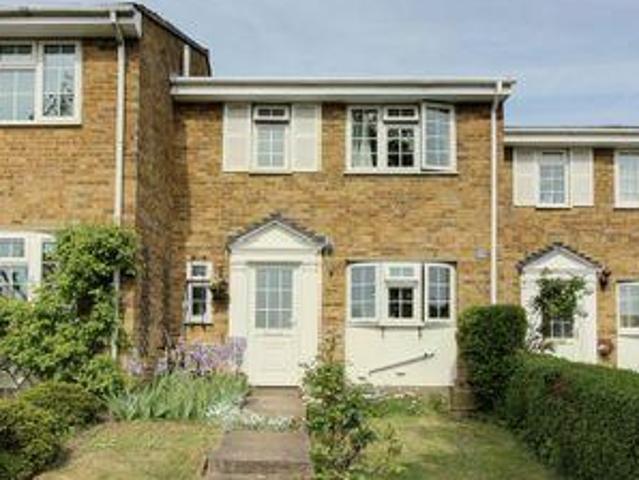 3 Bedrooms Terraced house for sale in Crofton Way, Enfield EN2