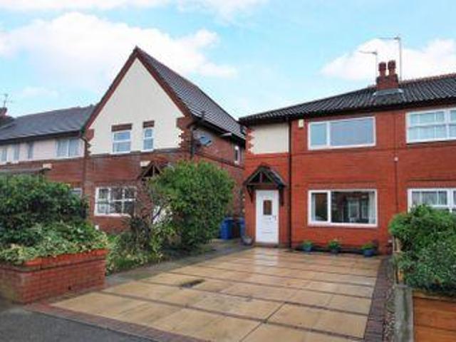 3 Bedrooms Terraced house for sale in Dane Avenue, Stockport SK3