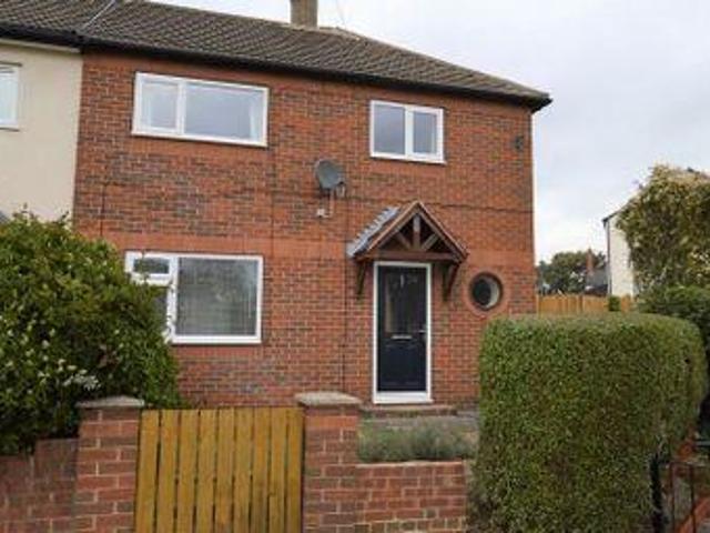 3 Bedrooms Terraced house for sale in Dennil Road, Leeds LS15