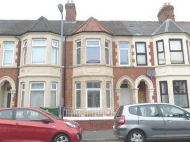 3 Bedrooms Terraced house for sale in Dogfield Street Cathays, Cardiff CF24