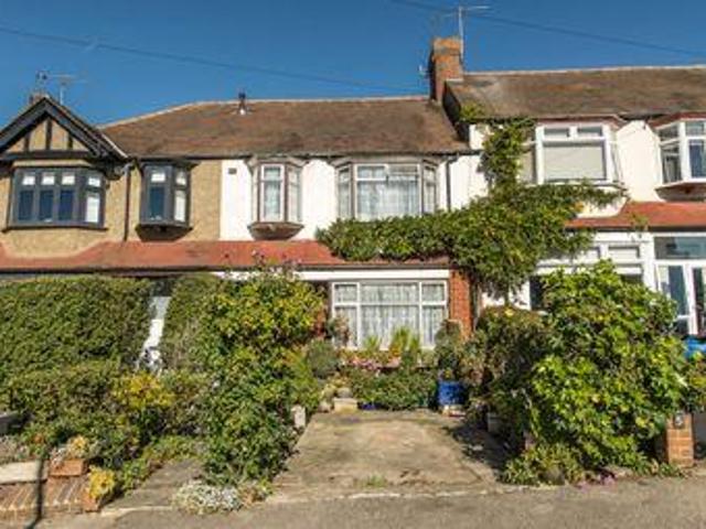 3 Bedrooms Terraced house for sale in Eastway, Morden SM4