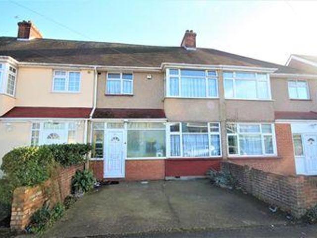 3 Bedrooms Terraced house for sale in East Avenue, Hayes UB3