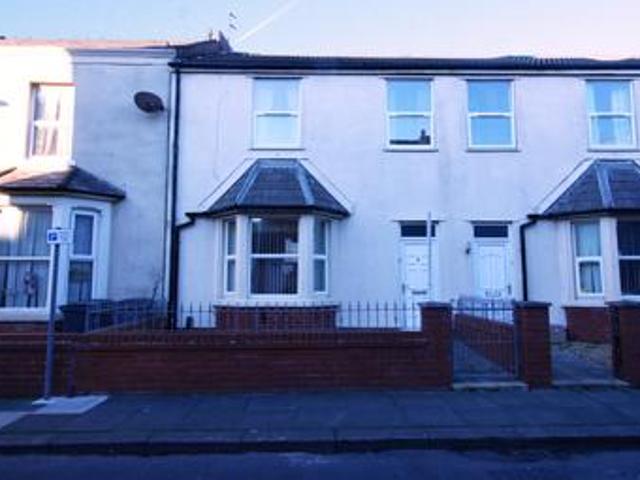 3 Bedrooms Terraced house for sale in Eaves Street, Blackpool, Merseyside FY1