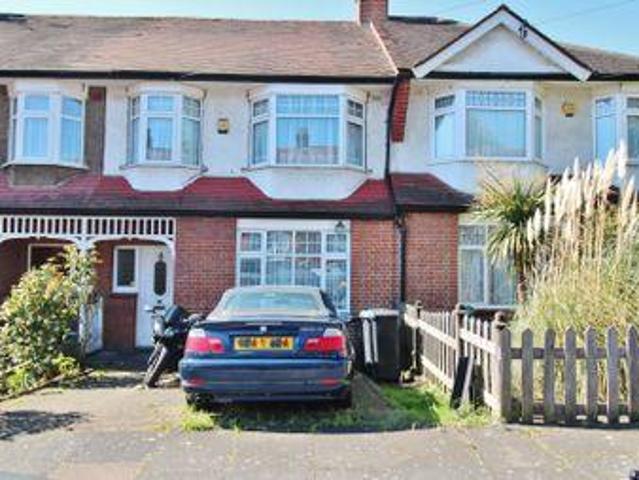 3 Bedrooms Terraced house for sale in Ecclesbourne Gardens, London N13