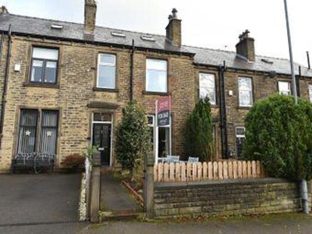 3 Bedrooms Terraced house for sale in Elmfield Road, Huddersfield HD2