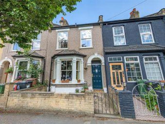 3 Bedrooms Terraced house for sale in Farmer Road, London E10