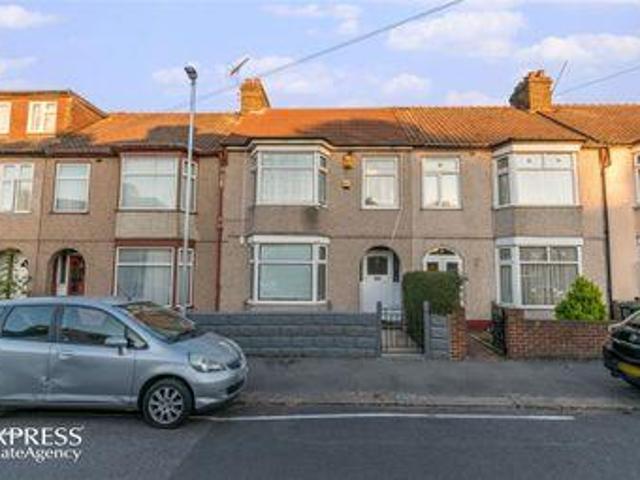 3 Bedrooms Terraced house for sale in Farrance Road, Romford, Greater London RM6