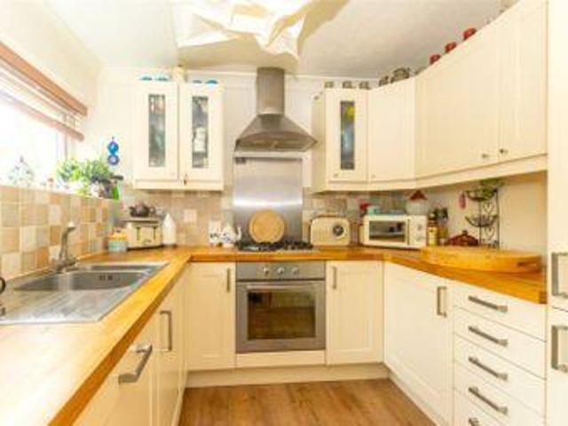 3 Bedrooms Terraced house for sale in Fernwood, Park Villas, Leeds LS8