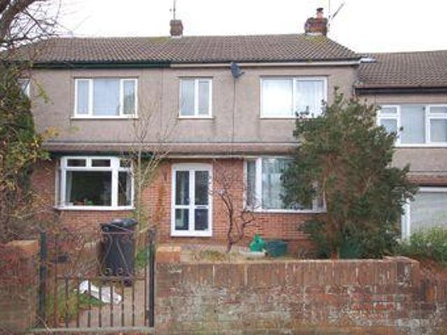 3 Bedrooms Terraced house for sale in Filwood Drive, Kingswood, Bristol BS15