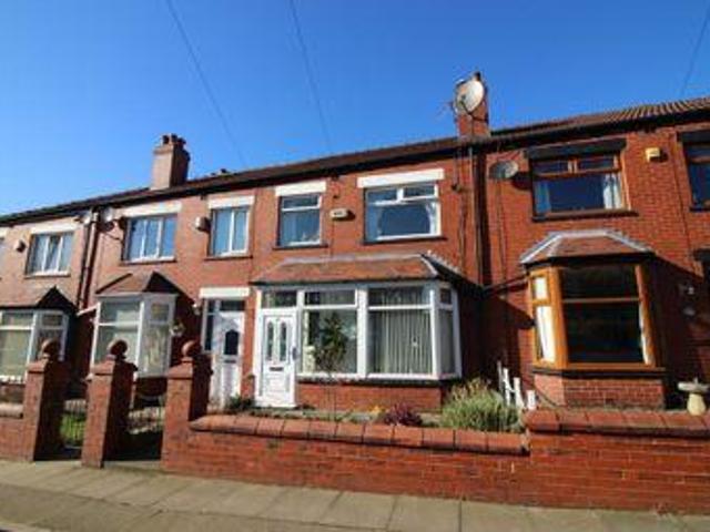 3 Bedrooms Terraced house for sale in Fourth Avenue, Bury BL9