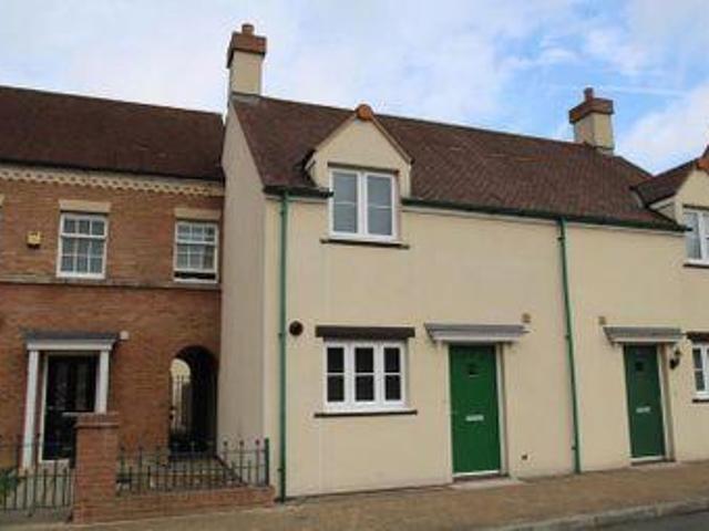 3 Bedrooms Terraced house for sale in Frogden Road, Swindon SN1