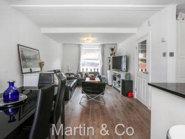 3 Bedrooms Terraced house for sale in Garendon Road, Morden SM4