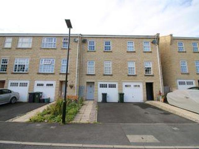 3 Bedrooms Terraced house for sale in Gleneagles Drive, Lancaster LA1
