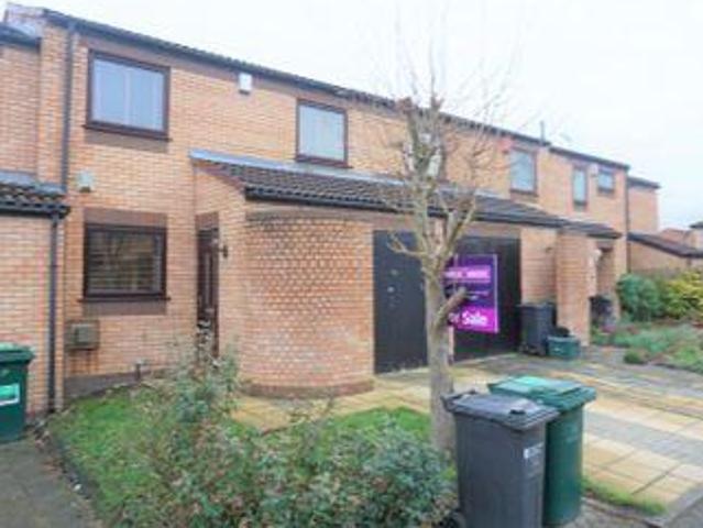 3 Bedrooms Terraced house for sale in Gonsley Close, Chester CH2