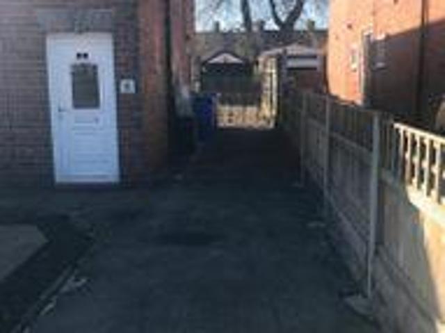 3 Bedrooms Terraced house for sale in Greenfield Road, Stoke On Trent ST6