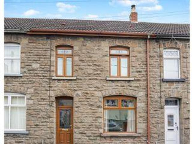3 Bedrooms Terraced house for sale in Greenfield Terrace, Abercynon CF45