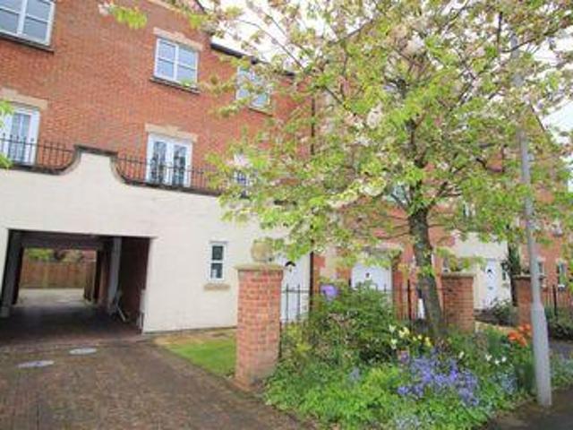 3 Bedrooms Terraced house for sale in Greenside, Cottam, Preston PR4