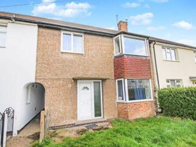 3 Bedrooms Terraced house for sale in Highwray Grove, Clifton NG11