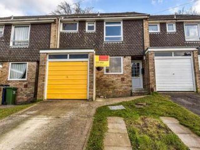 3 Bedrooms Terraced house for sale in High Wycombe, Buckinghamshire HP12
