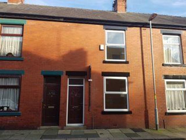 3 Bedrooms Terraced house for sale in Hilda Street, Heywood OL10