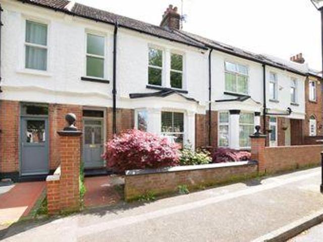 3 Bedrooms Terraced house for sale in Holmside, Gillingham, Kent ME7