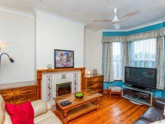 3 Bedrooms Terraced house for sale in Horntye Road, St. Leonards On Sea TN37
