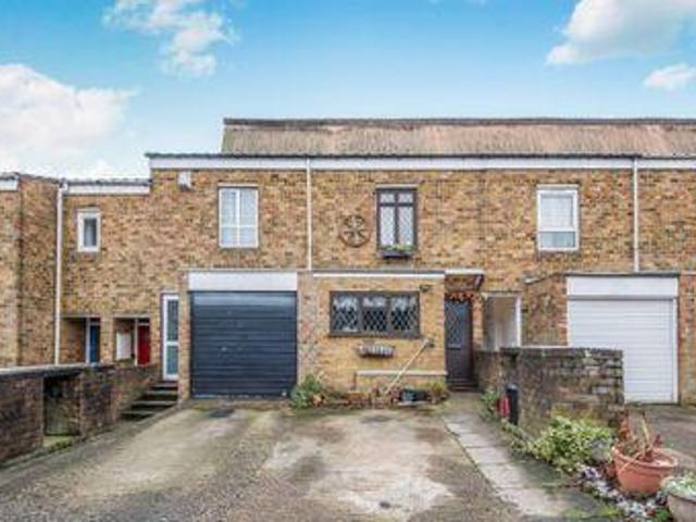 3 Bedrooms Terraced house for sale in Juniper Way, Hayes UB3