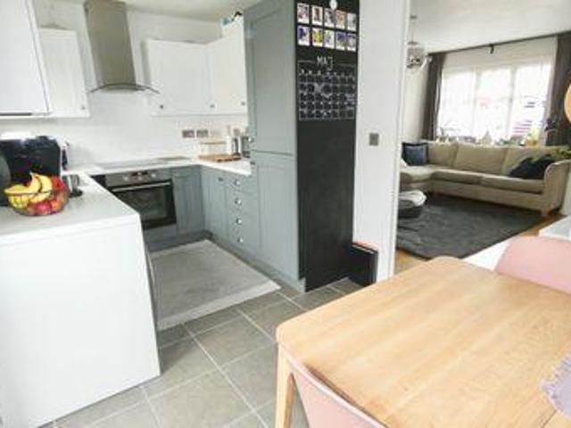 3 Bedrooms Terraced house for sale in Keasdon Avenue, Wythenshawe, Manchester M22