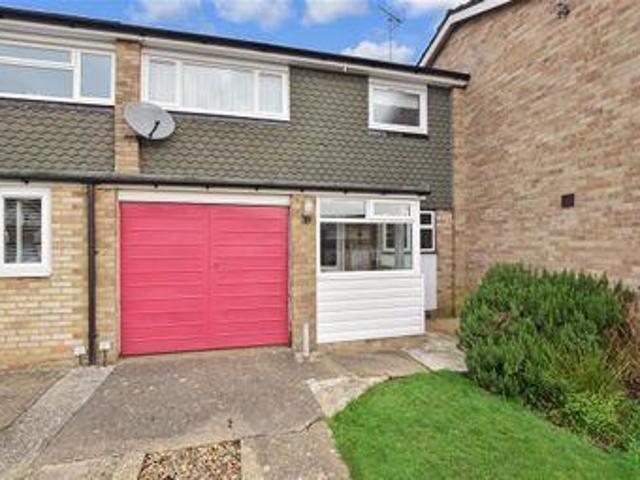 3 Bedrooms Terraced house for sale in Kennedy Road, Horsham, West Sussex RH13
