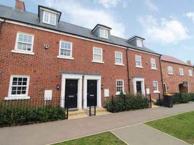3 Bedrooms Terraced house for sale in King Alfred Way, Great Denham MK40