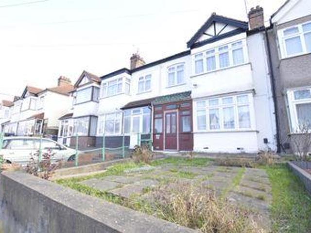 3 Bedrooms Terraced house for sale in Kingsmead Avenue, London NW9