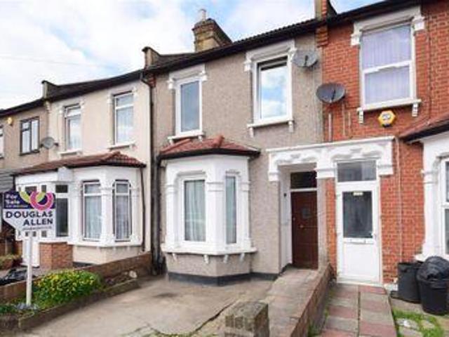 3 Bedrooms Terraced house for sale in Kingston Road, Ilford, Essex IG1