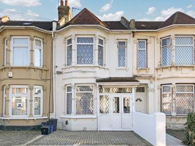 3 Bedrooms Terraced house for sale in Kingston Road, Ilford IG1