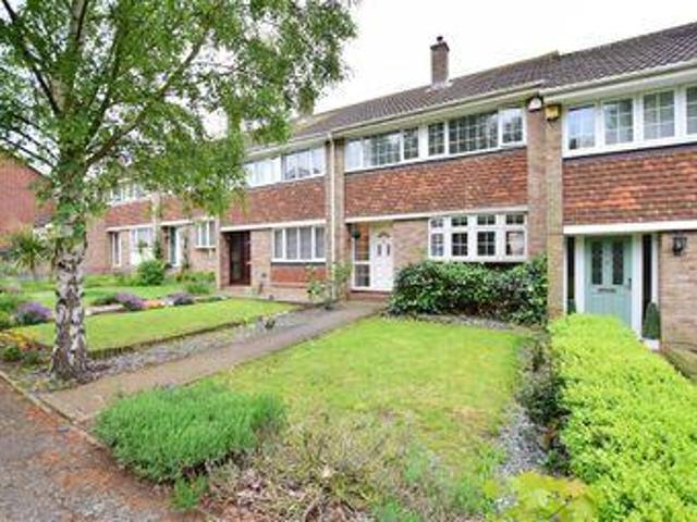 3 Bedrooms Terraced house for sale in Ladyfields, Northfleet, Gravesend, Kent DA11